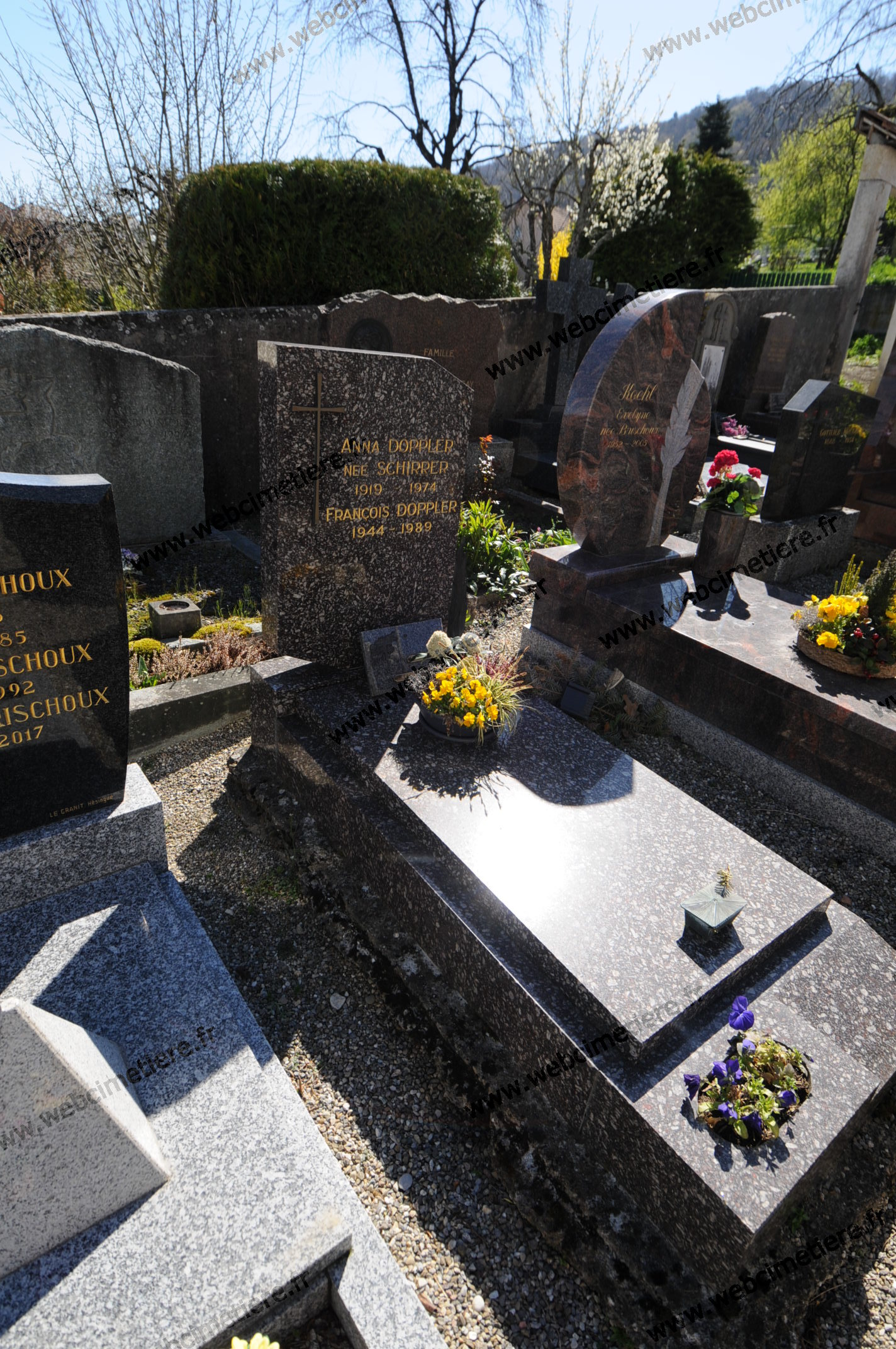 Anna SCHIRRER née DOPPLER 1919 - 1974 - cimetière Leymen